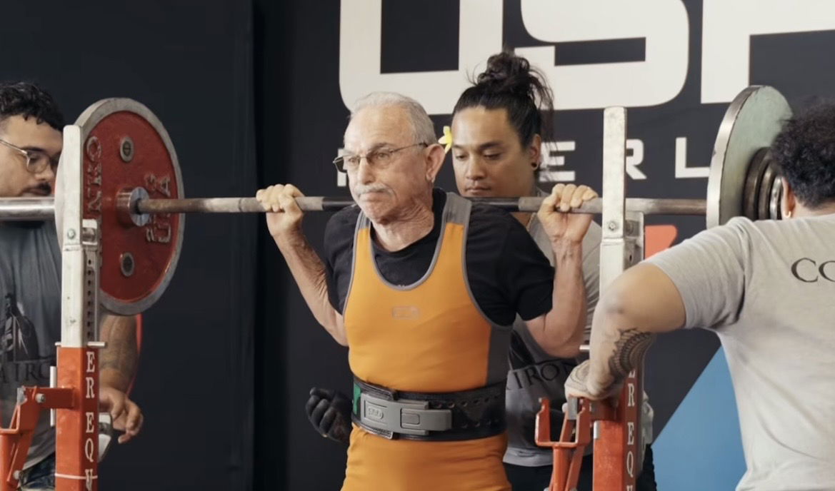 81-year-old Benny Smith still does powerlifting and actively inspires ...