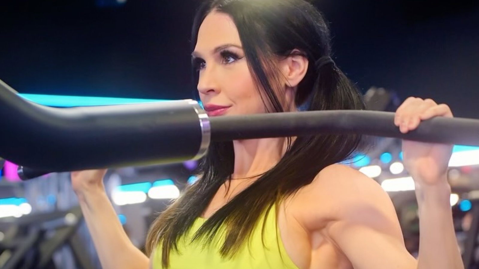 Ashley Kaltwasser’s Back Workout Routine Gets Positive Fan Reactions ...