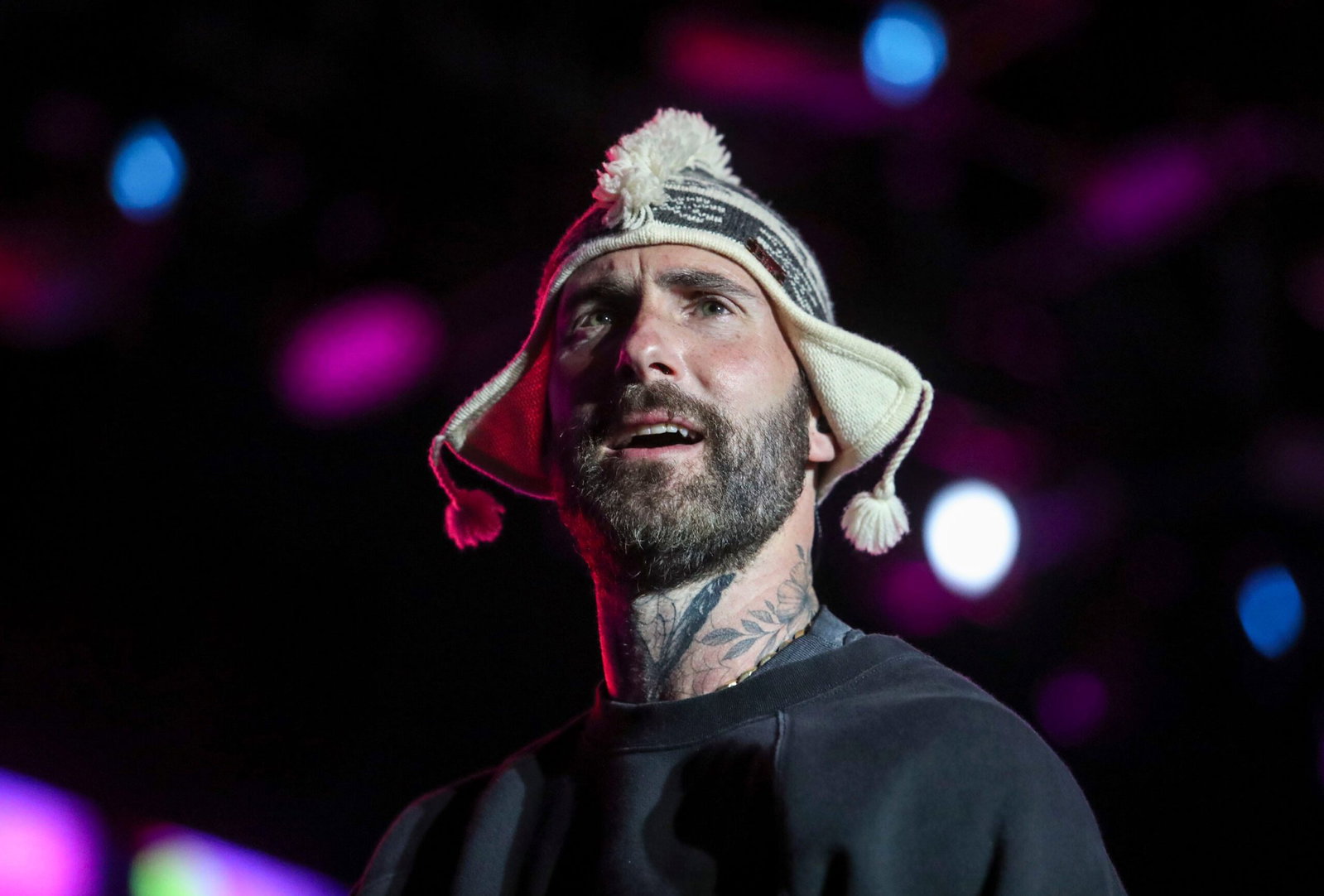 How Adam Levine Uses Kettlebell Training To Stay Fit and Lean ...