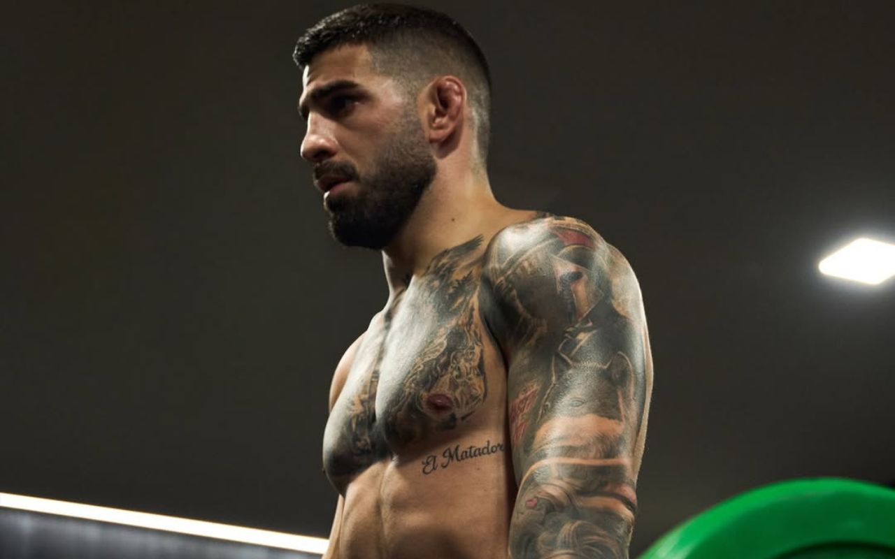 UFC Champ Ilia Topuria Uses Neurostimulation Technique to Prepare for ...