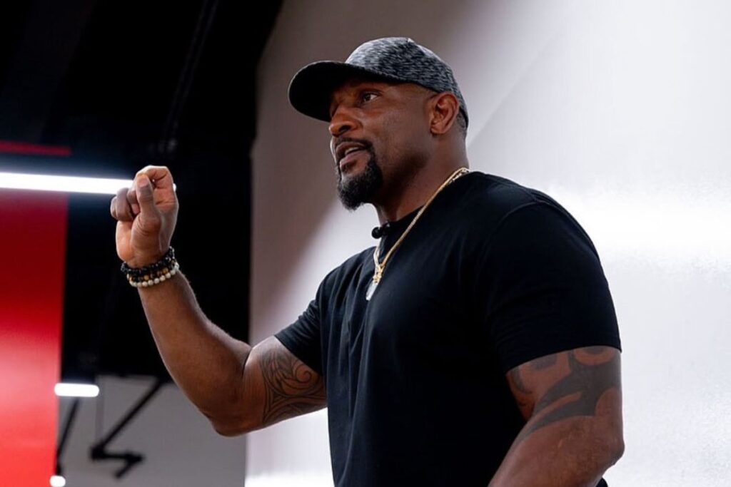 Tom Brady Reveals What Made Ray Lewis So Fearsome Besides Physical ...