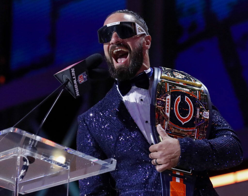 Seth Rollins on How Bicep and Tricep Workouts Are Helping Him Recover ...