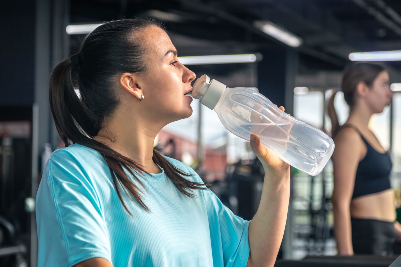 Water Or Juices: Here's What To Drink During Your Workout ...